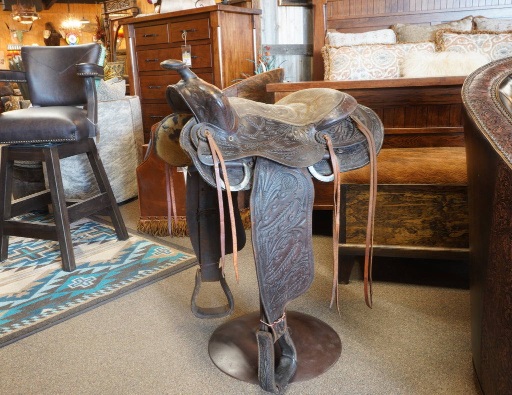 Ranch Hand Saddle Bar Stool – Hat Creek Interiors